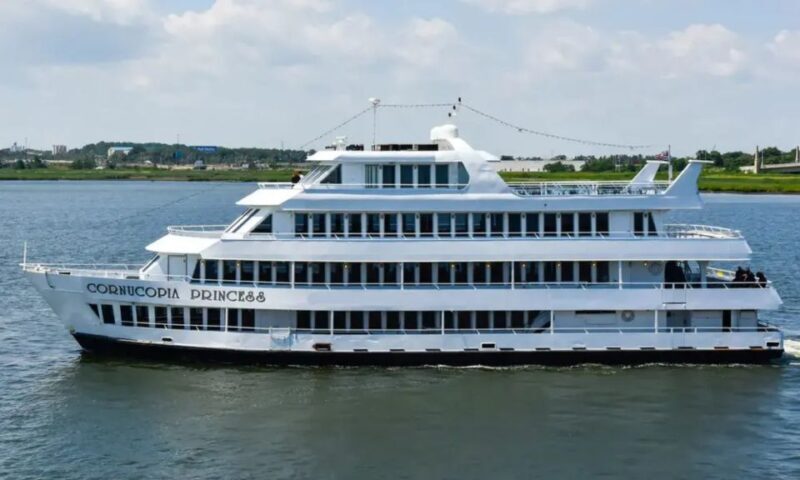 NYC: July 4th Fireworks Party Cruise with BBQ Buffet & Bar - The Itinerary in Detail