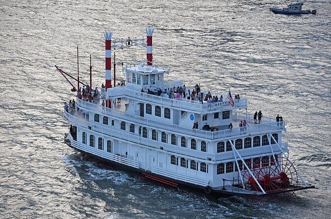 NYC Liberty Belle Family Fireworks New Year's Eve Cruise - Who Will Appreciate This Cruise?