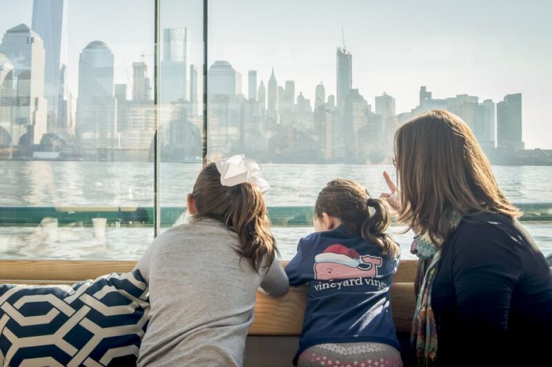 NYC: Manhattan Skyline Brunch Cruise with a Drink - Authentic Traveler Perspectives