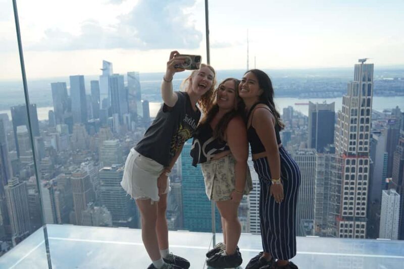 NYC: Midtown Small Group Walking Tour with SUMMIT One - FAQs