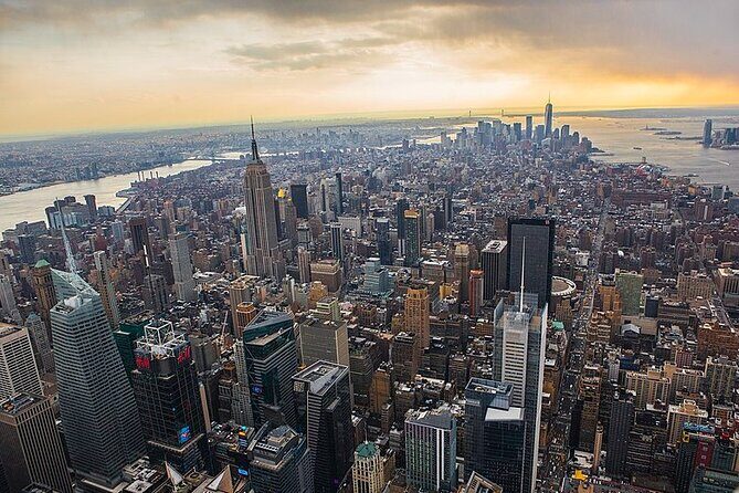 NYC New York Airport Transfer JFK/LGA/EWR to Manhattan | Brooklyn - The Pros and Cons