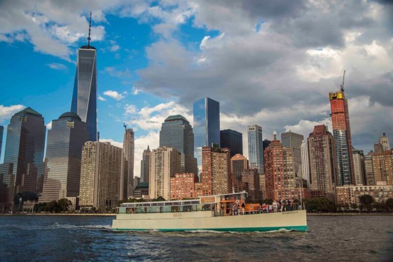 NYC: Night Holiday Lights and Cocoa Cruise - Comparing With Other Experiences