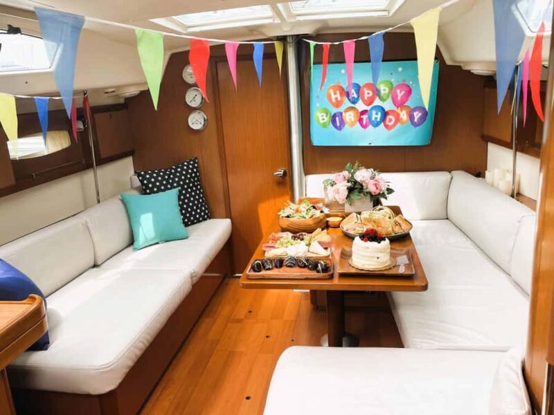 NYC: Private Champagne Sail to the Statue of Liberty - Food, Drinks, and Special Packages