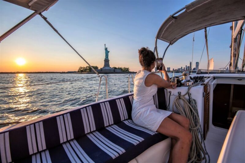 NYC: Private Champagne Sail to the Statue of Liberty - Key Points