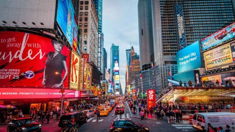 NYC: Private Christmas Lights Horse Carriage Ride - Authenticity & Authentic Experiences
