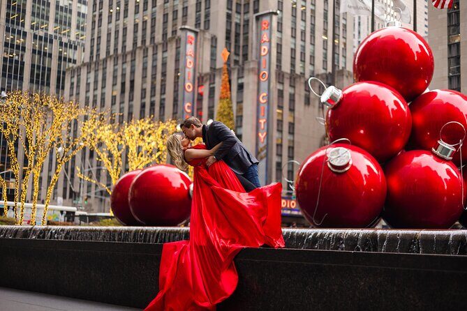 NYC: Private Photoshoot in a Handmade Flying Dress - Who Will Love This Experience?
