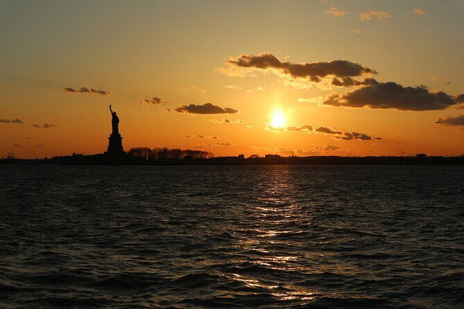NYC Skyline and Statue of Liberty Harbor Lights Night Cruise - FAQ