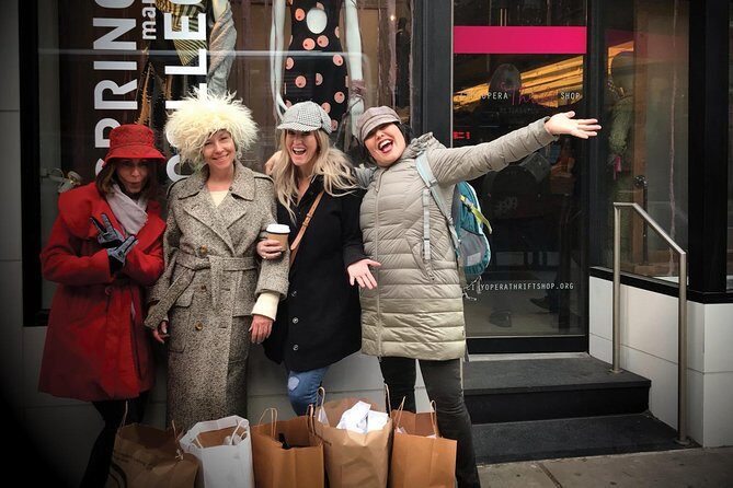 NYC Small Group Secondhand Personal Shopping Day - Vintage Shopping in Chelsea and Williamsburg