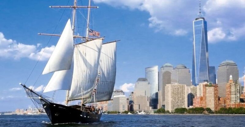 NYC: Statue of Liberty Day Sail with Onboard Bar - Who Will Enjoy This Tour?