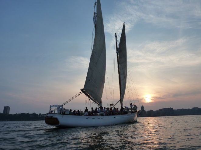 NYC: Sunset Sail Aboard Schooner Adirondack - An In-Depth Look at the Sunset Sail Experience