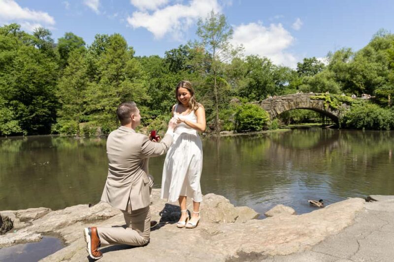 NYC: Surprise Proposal Photoshoot - Capture the Yes Forever - An In-Depth Look at the Experience