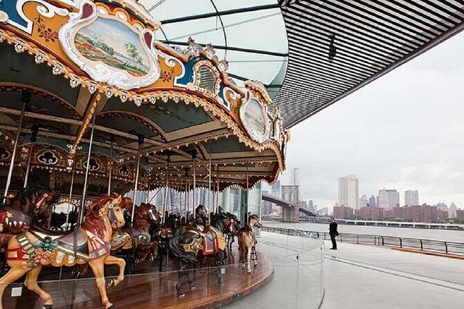 NYC TV and Movie Williamsburg Half Day Tour - Key Points