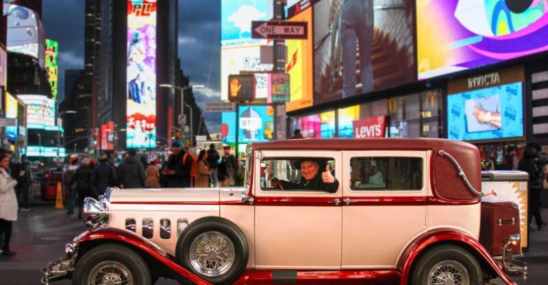 NYC: Vintage Car Night Tour - Exploring the Experience in Detail
