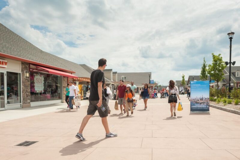 NYC: Woodbury Common Premium Outlets Shopping Trip - The Basic Outline: What To Expect