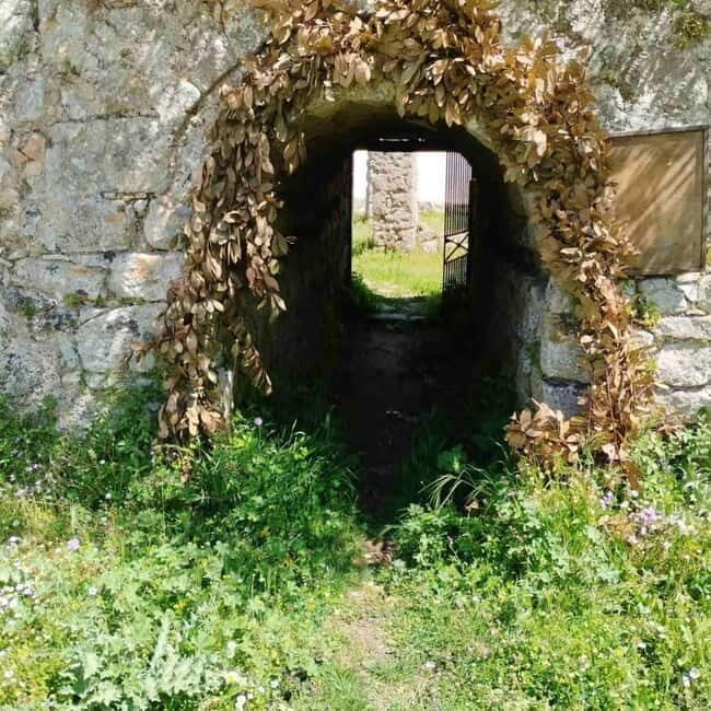 Nydri: Discover Local Culture, History & Beauty Guided Hike - Introducing the Experience