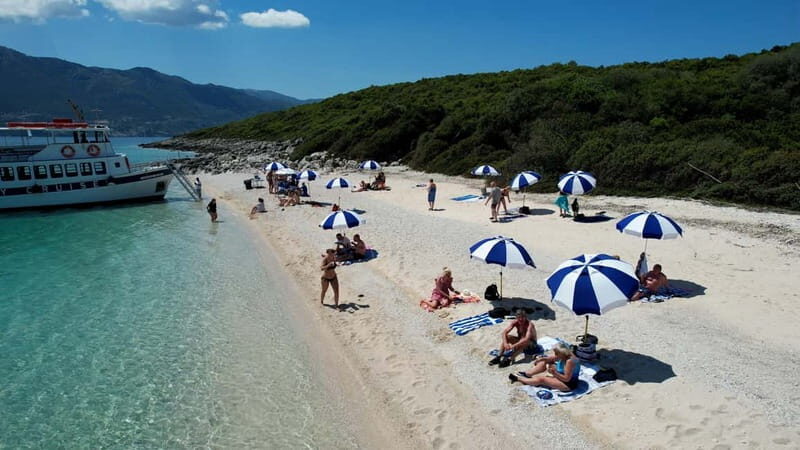 Nydri: Island Hopping Boat Cruise with Beach BBQ Lunch - Practical Details