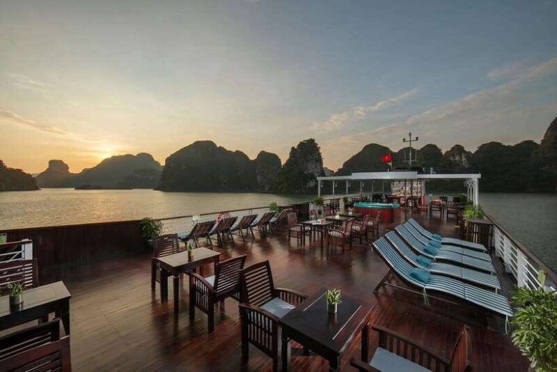 NYNA Travel: VIETNAM AMAZING TOUR - 10 DAYS 9 NIGHTS - The Experience: What Really Matters
