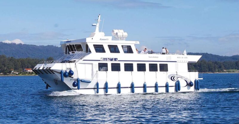 O Grove: Boat Tour at the Arousa estuary with mussel tasting - Price and Value Analysis