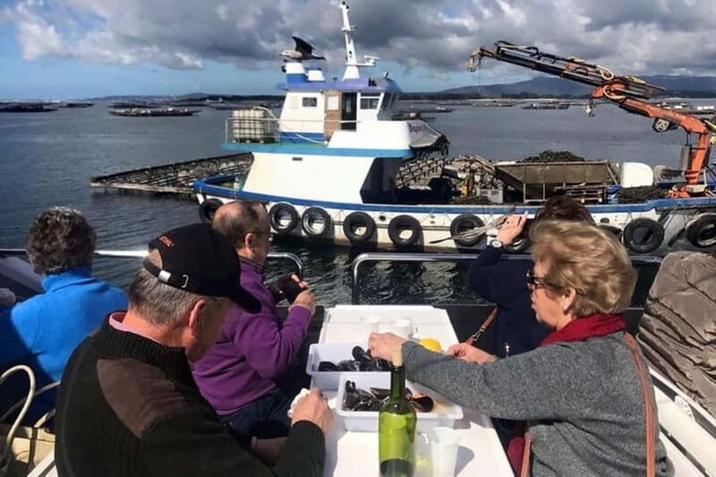 O Grove: Boat Tour with Mussel Tasting and Wine - Authenticity and Customer Feedback