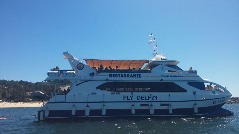O Grove: Ría de Arousa Catamaran Tour with Seafood Lunch - Discovering the Ría de Arousa by Catamaran: An Authentic Galicia Experience
