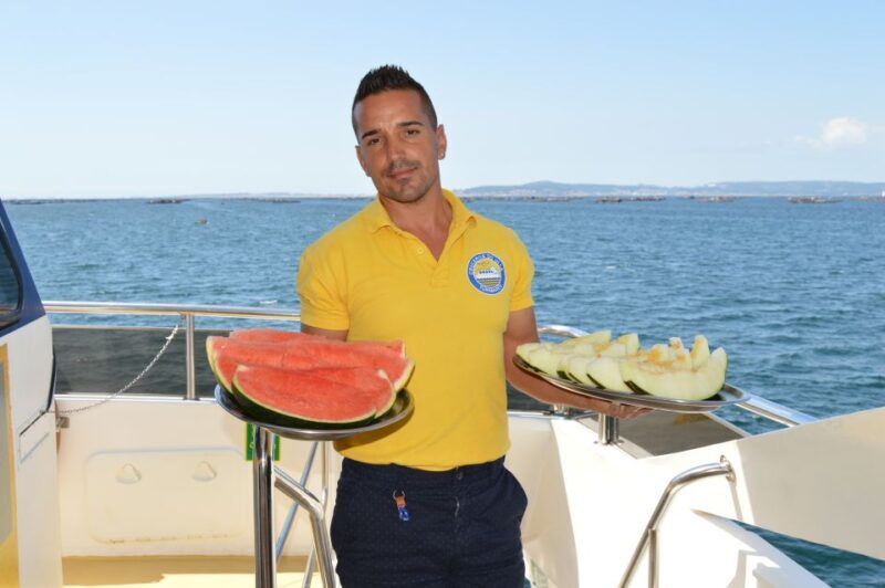O Grove: Ría de Arousa Catamaran Tour with Seafood Lunch - What Sets This Tour Apart?