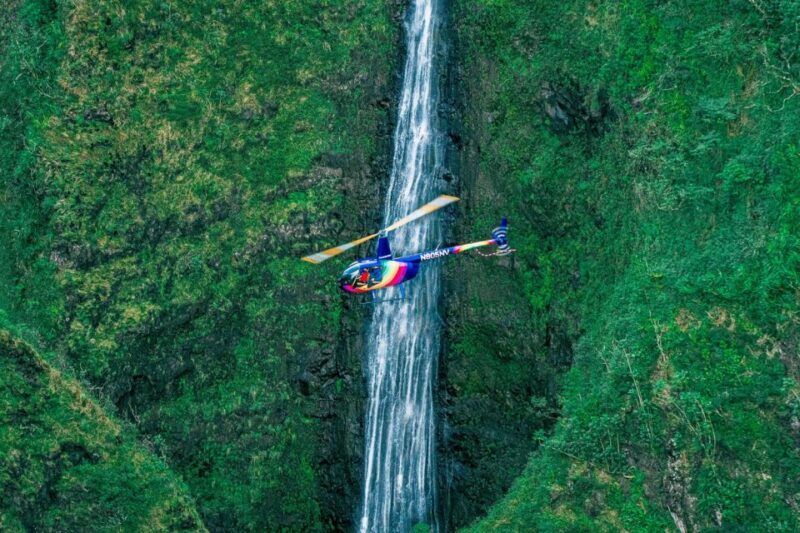 Oahu: Helicopter Tour with Doors On or Off - The Flight Itself: A Commentary on the Highlights
