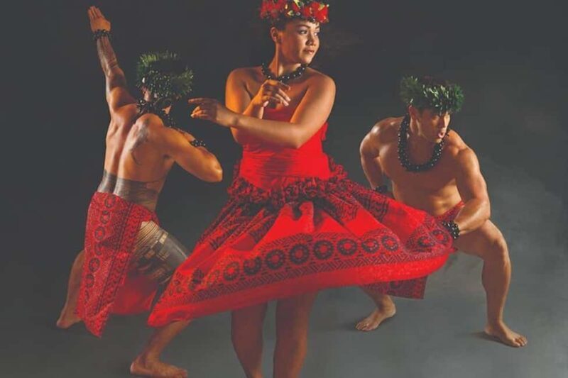 Oahu: Hilton Waikiki Starlight Luau - Key Points