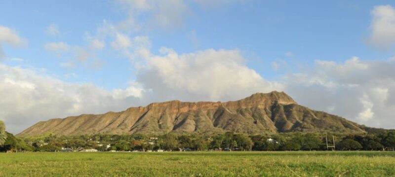 Oahu: Honolulu to (1st) Diamond Head Shuttle with Malasada - Key Points