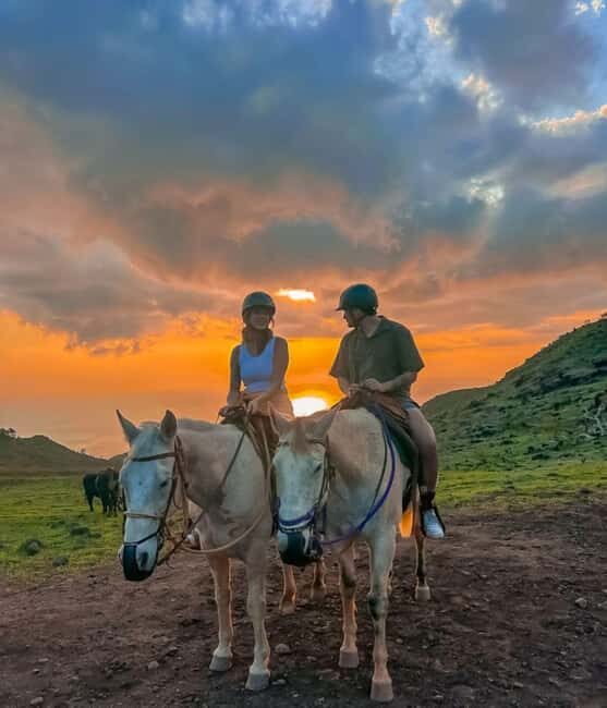 Oahu: Horseback Riding Sunshine or Sunset Tour - An Authentic Ride with Picturesque Views