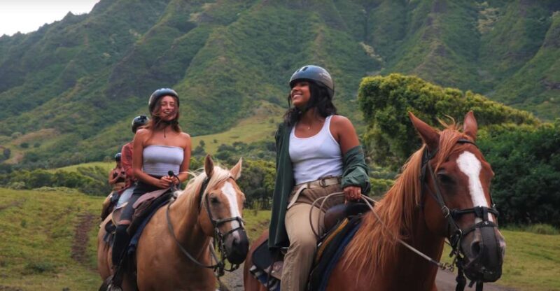 Oahu: Kualoa Hills and Valleys Horseback Riding Tour - What to Expect During the Tour