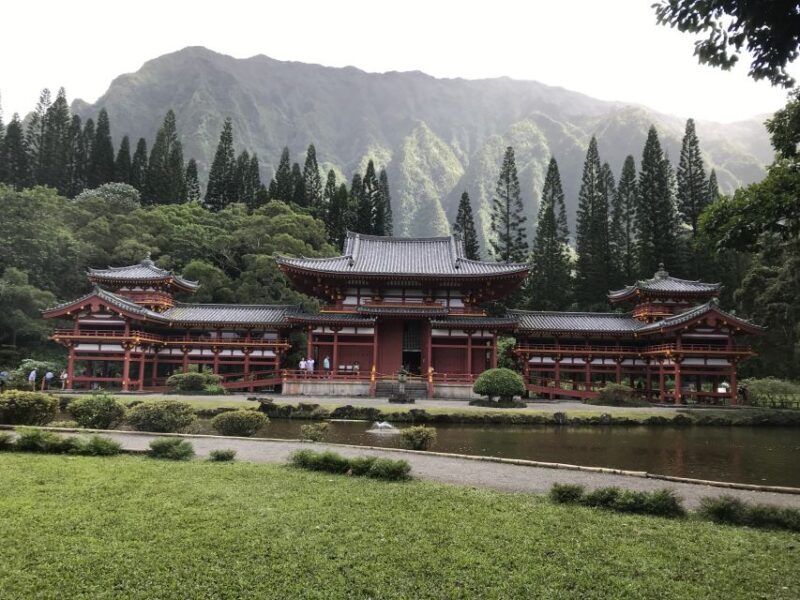 Oahu: Manoa Falls Hike and east side beach day - How the Experience Adds Up in Terms of Value