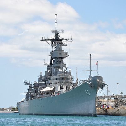 Oahu: Pearl Harbor Heroes Deluxe Experience - Key Points