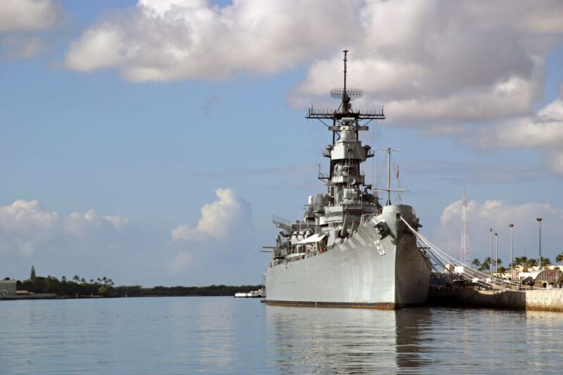 Oahu: Pearl Harbor, USS Arizona, Might Mo, & Honolulu Tour - Frequently Asked Questions