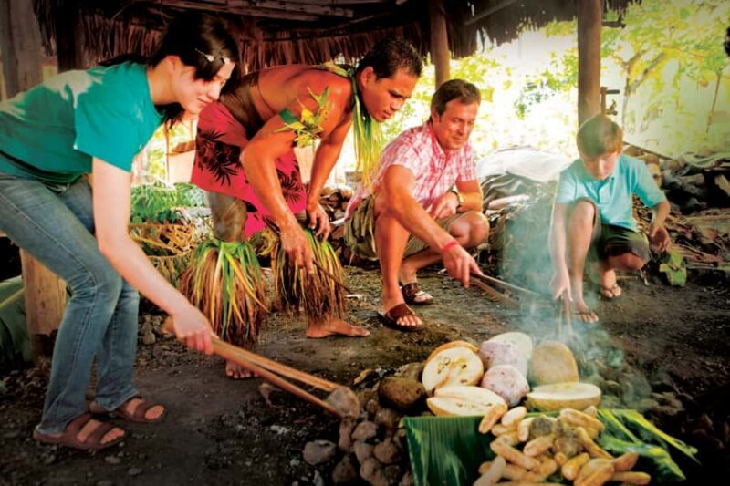 Oahu: Polynesian Cultural Center Entry & Show with Buffet - Key Points