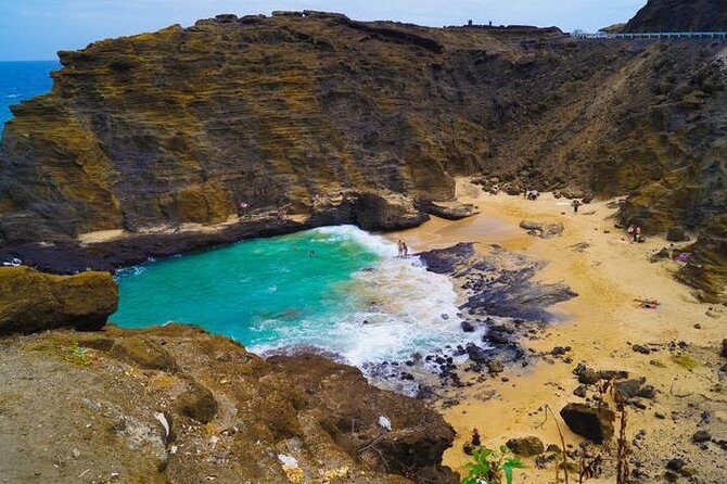 Oahu Private Honeymooners and Lovers Tour - Cultural and Historical Insights