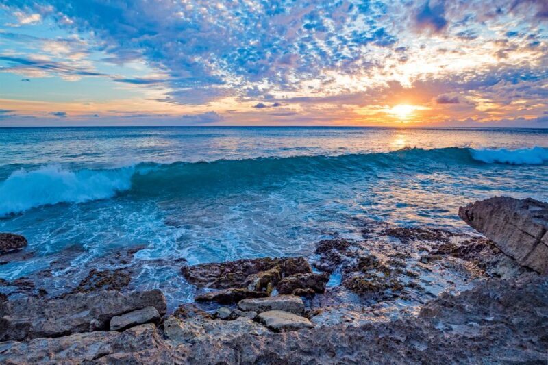 Oahu: Sunset Cruise of West Oahu with Drinks and Appetizers - FAQs
