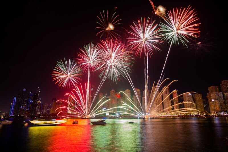 Oahu: Waikiki Fireworks Boat Cruise from Oahu - How This Experience Stands Out