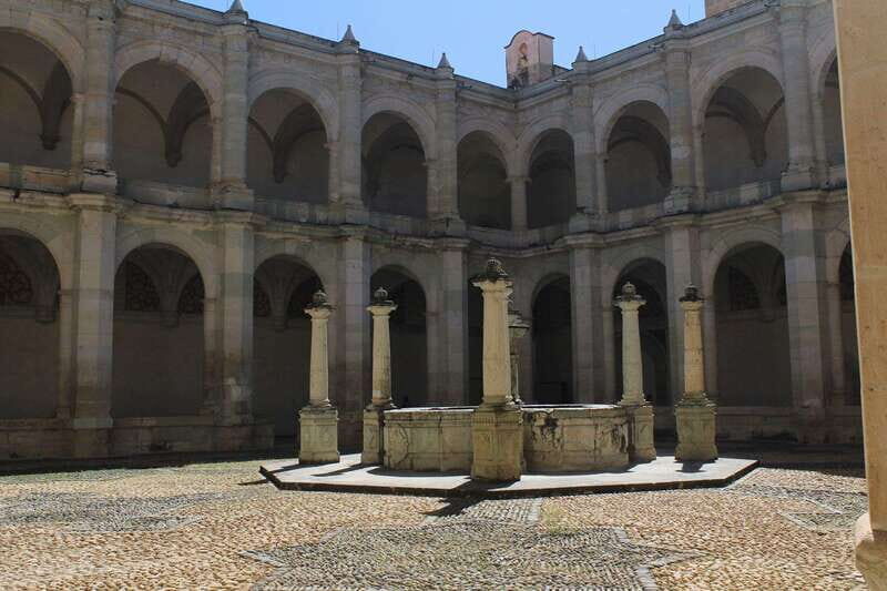 Oaxaca and its colors: Walking City Tour - Key Points