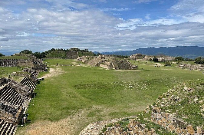 Oaxaca  Monte Albán Tour with Guide - Free Time to Explore and Take Photos