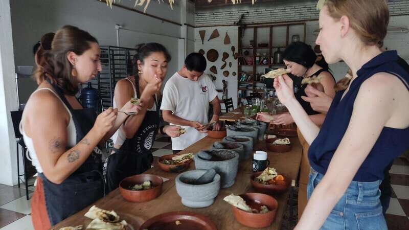 Oaxaca: Oaxacan Mole Workshop with a Traditional Cook - FAQs About the Oaxacan Mole Workshop