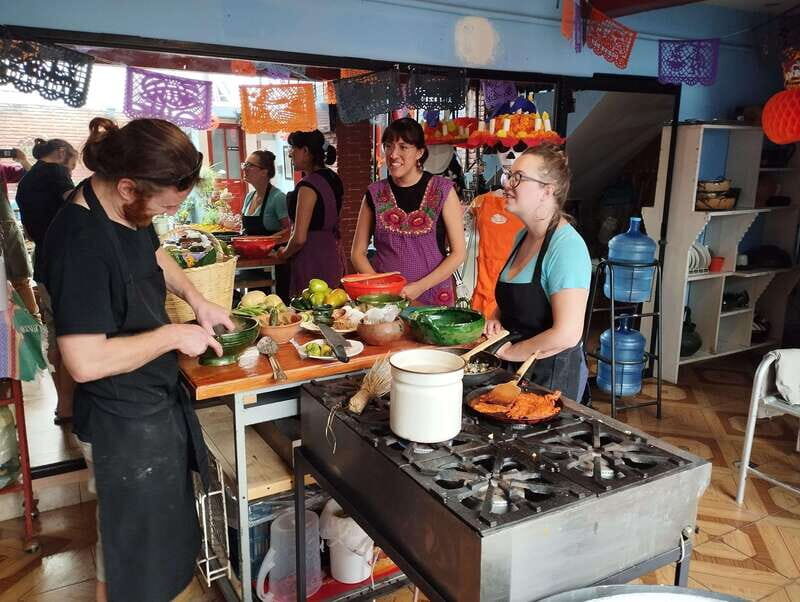 Oaxaca: Traditional Oaxacan Food Cooking Class - Who Will Love This Experience?