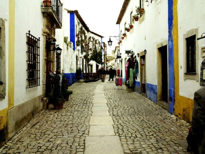 Óbidos, Nazaré & Alcobaça: Private Trip by Car - FAQs
