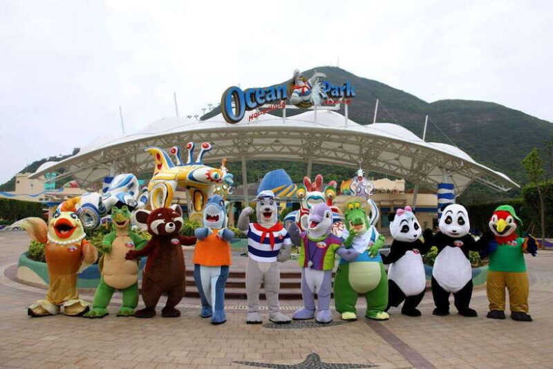 Ocean Park tour with Standard entry ticket with transfers - Key Points