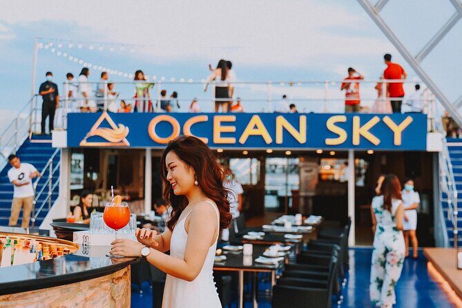 Ocean Sky Pattaya Dinner Cruise with Live Entertainment - The Experience in Detail