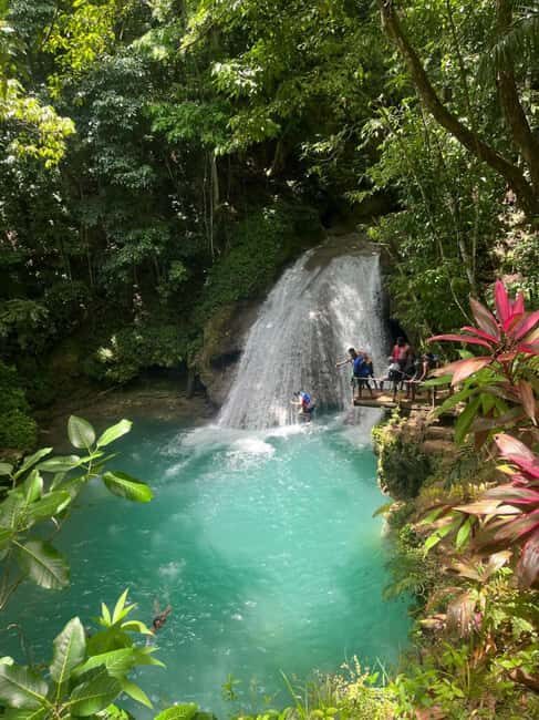 Ocho Rios: Blue Hole and Bamboo River Rafting - Practical Tips for Travelers