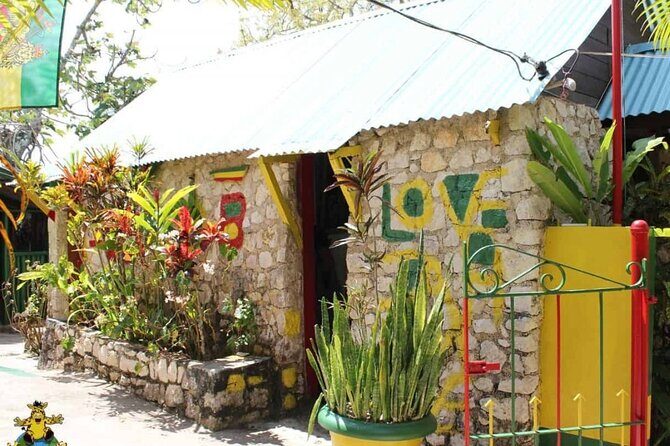 Ocho Rios Bob Marley Nine Mile Tour - What’s Included and What’s Not