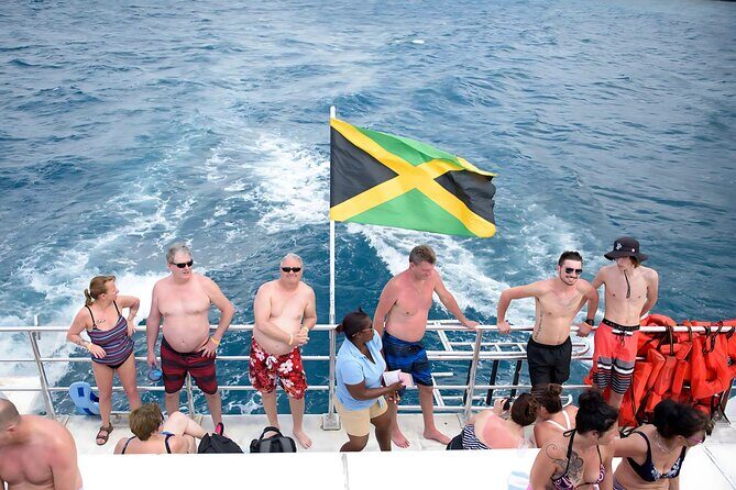 Ocho Rios Catamaran: Dunn's River Falls, Snorkeling & Open Bar - An In-Depth Look at the Experience