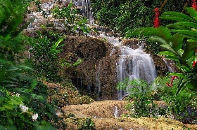 Ocho Rios Mi Crazy: Konoko Falls, Garden and Park with Beach Tour - Final Thoughts