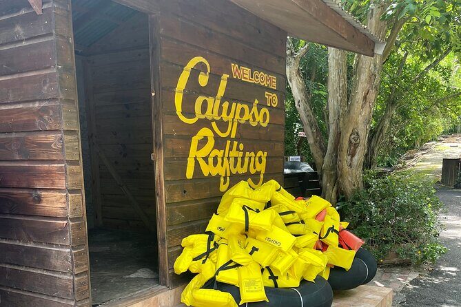 Ocho Rios White river tubing along with beach and lunch stop - Authentic Experiences and Authentic Review Highlights