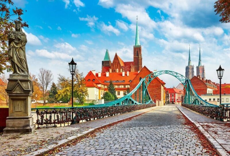 Oder river cruise and walking tour of Wroclaw - An In-Depth Look at the Experience